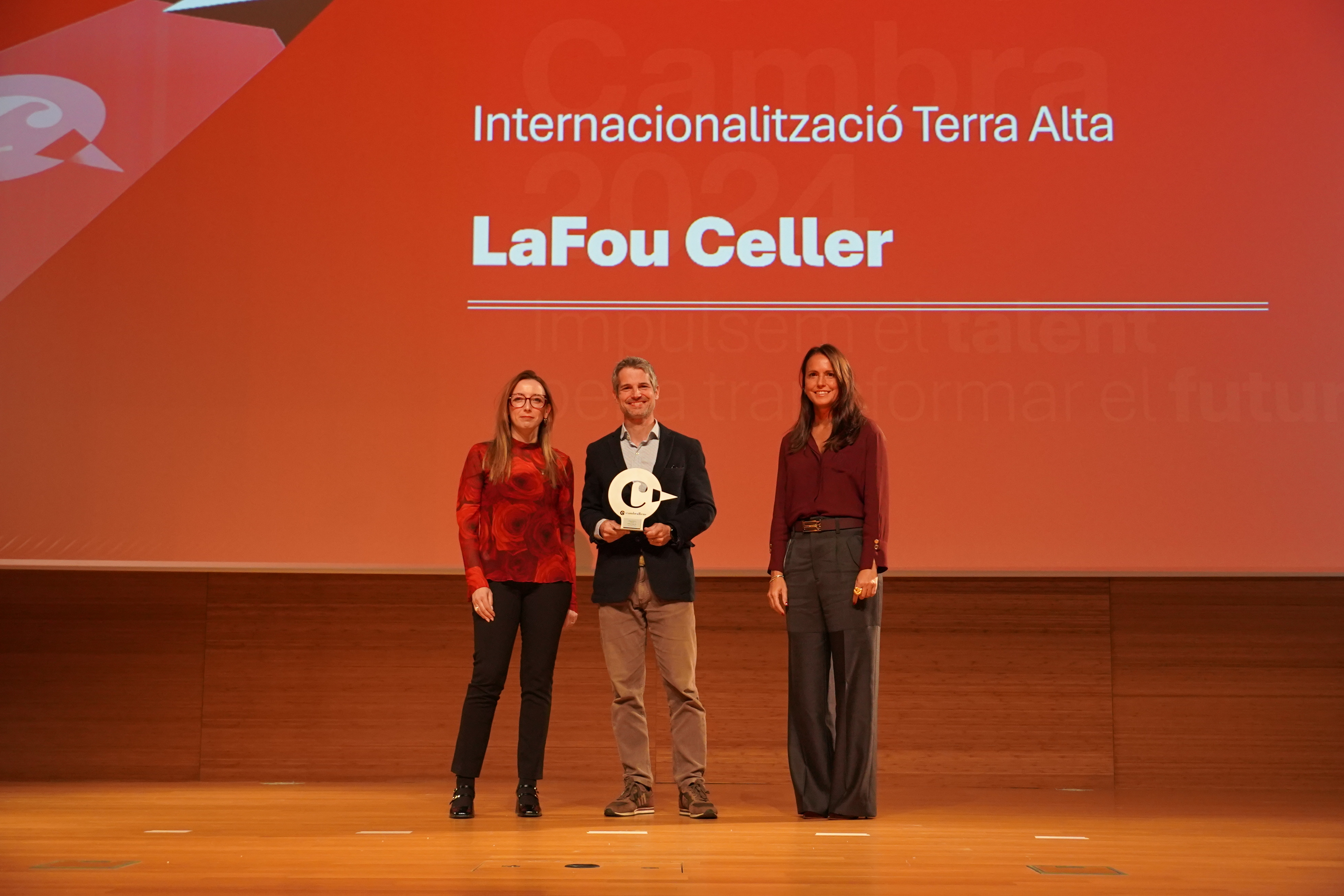 LaFou Celler awarded the 'Internationalization Award' at the 2024 ...