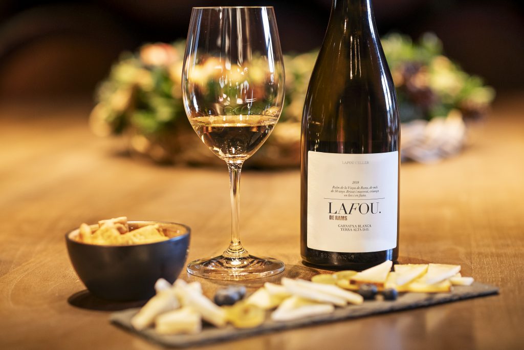The 2025 ABC Wine Guide highlights and rates LaFou de Rams with 97 ...